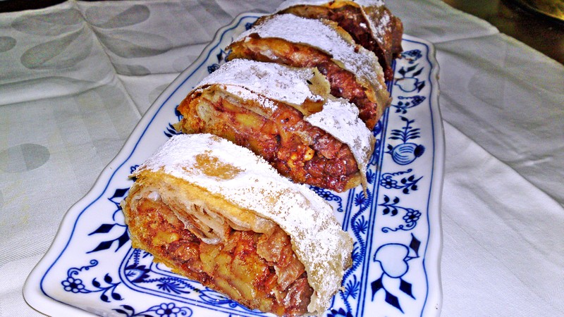 Můj jablkový štrúdl recept | Vaření.cz