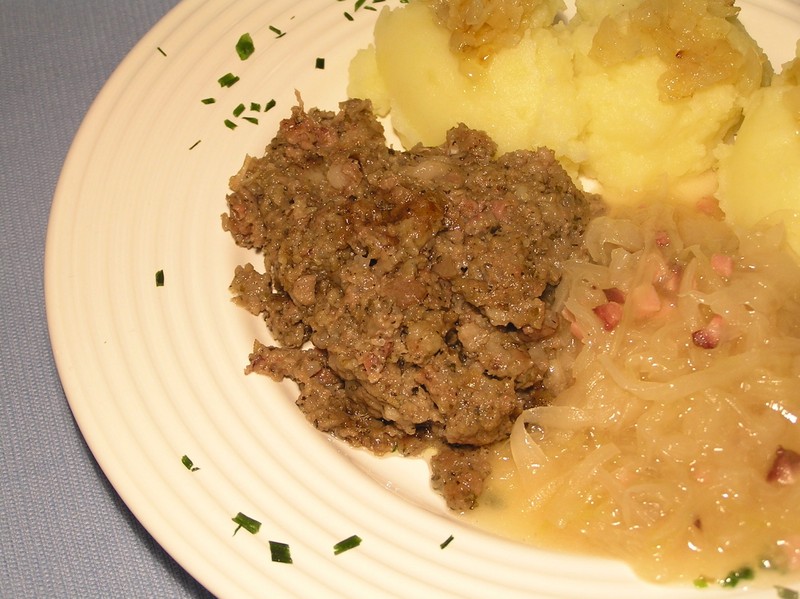 Pečené jitrnice recept | Vaření.cz